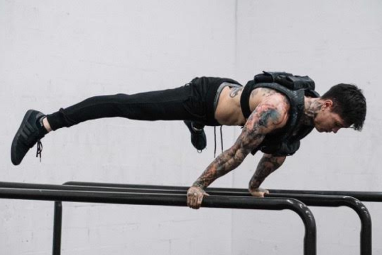 Chris Heria Workout Routine: Übungen, Tipps und Ernährung